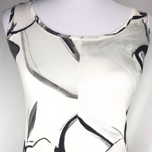 Robert Kitchen | Dresses | Robert Kitchen White Black Floral Tunic ...